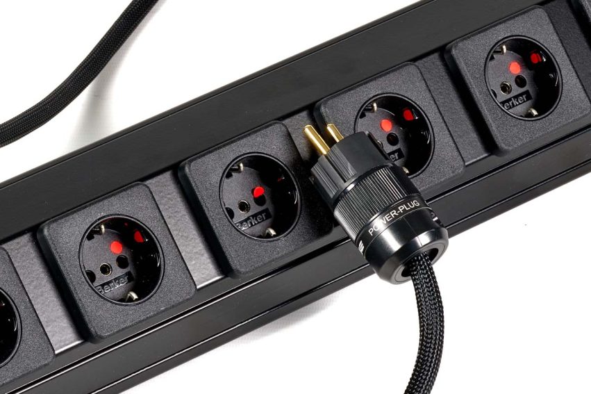 EFUSE Powerbar - Fidelity Magazine