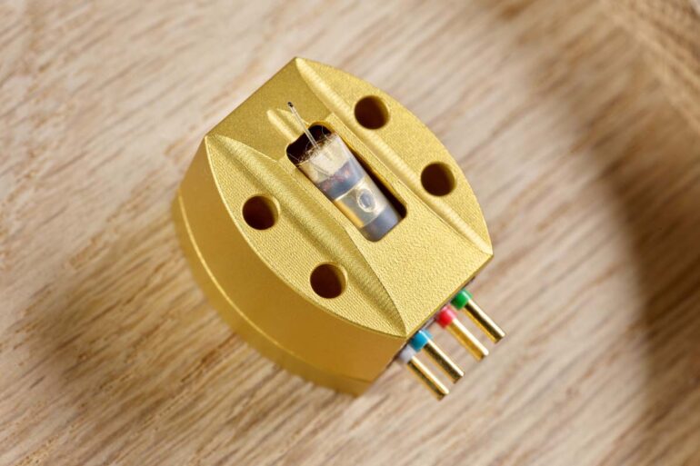 Skyanalog Reference MC Cartridge - Fidelity Magazine