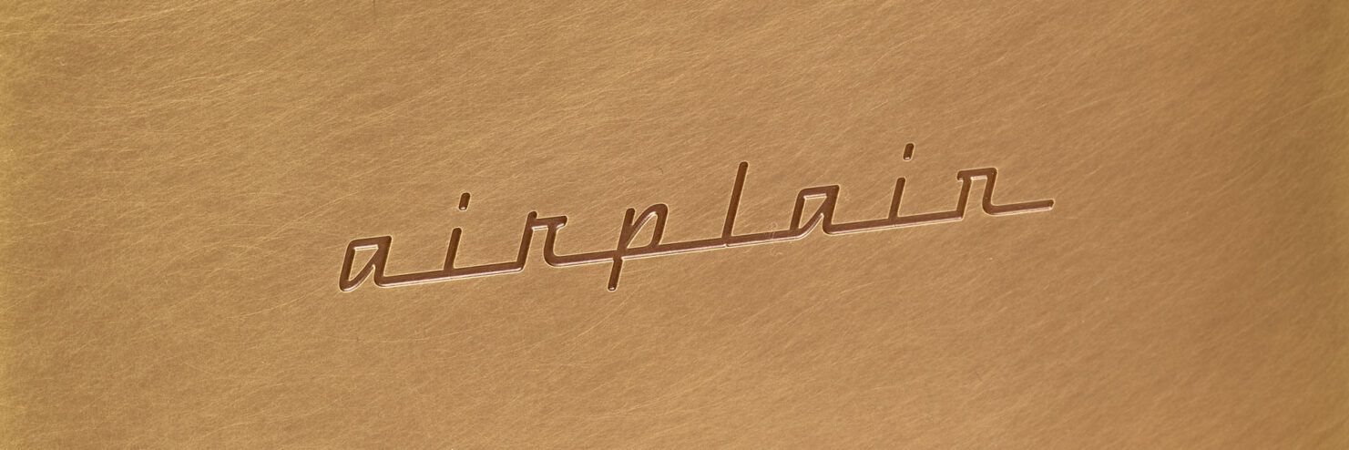 airplain phli WEISS-Edition - Fidelity Magazine
