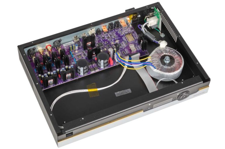 PS Audio StellarGold DAC - Fidelity Magazine